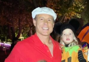 Eric Johnson (tight end) Age, Height, Bio, Family, Wiki, Wife, Networth ...